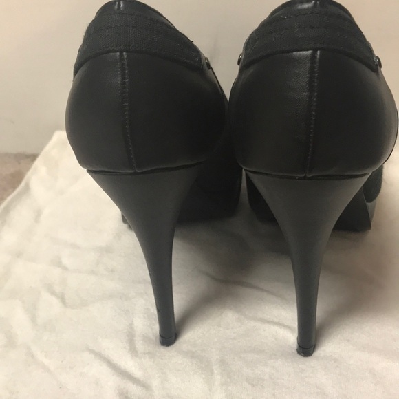 Guess | Shoes | Guess Monogram Black Heels Size 7 | Poshmark